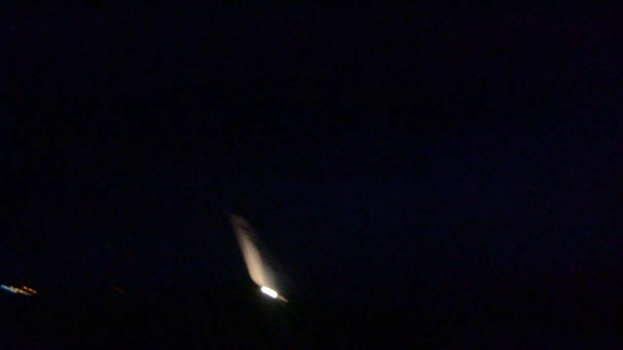 Ryan Air hard landing night HD - YouTube
