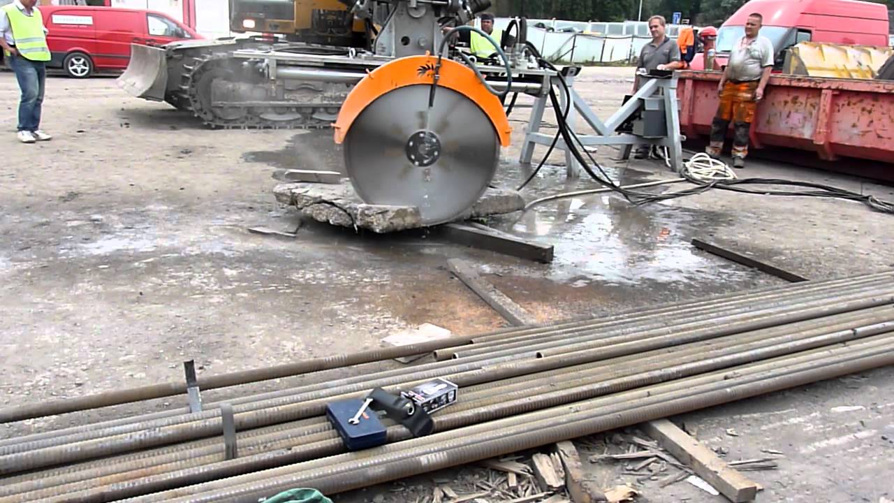 demolition saw - YouTube