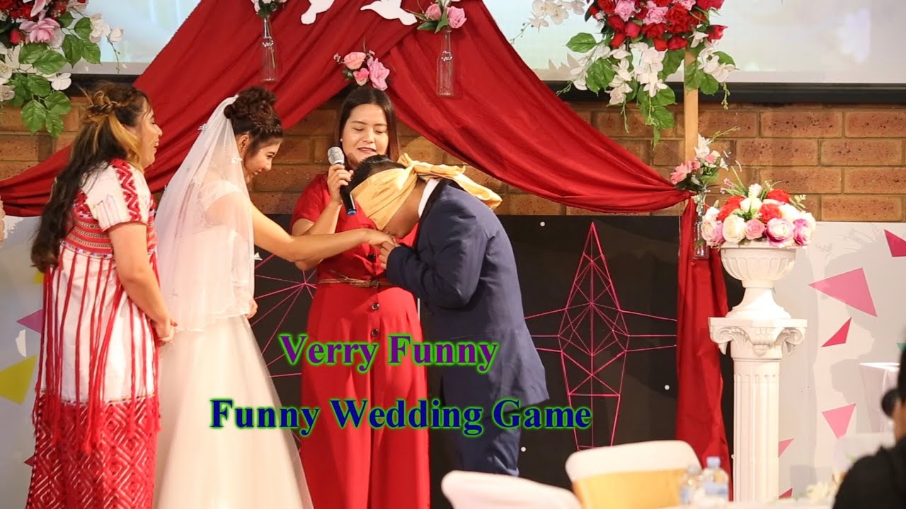 Karen video 2019 ( Dar La Htoo & Say Day Moo ) Funny Wedding Game Ever - YouTube