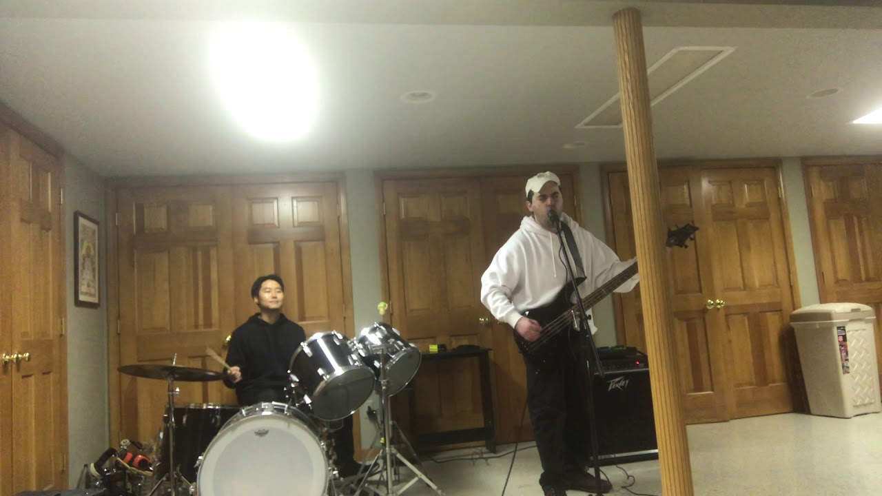 Slaughterhouse Cannibalism Gore Grinding - YouTube