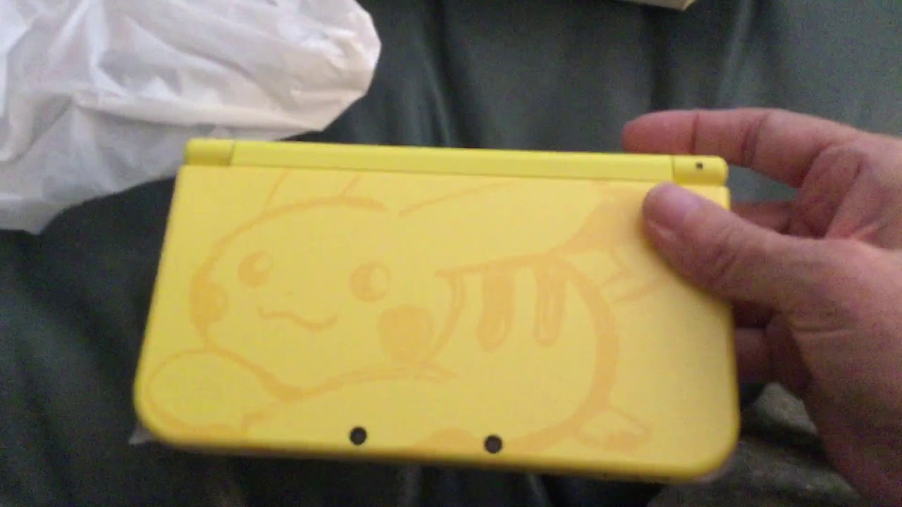 Nintendo 3ds xl Yellow Pikachu Edition - YouTube