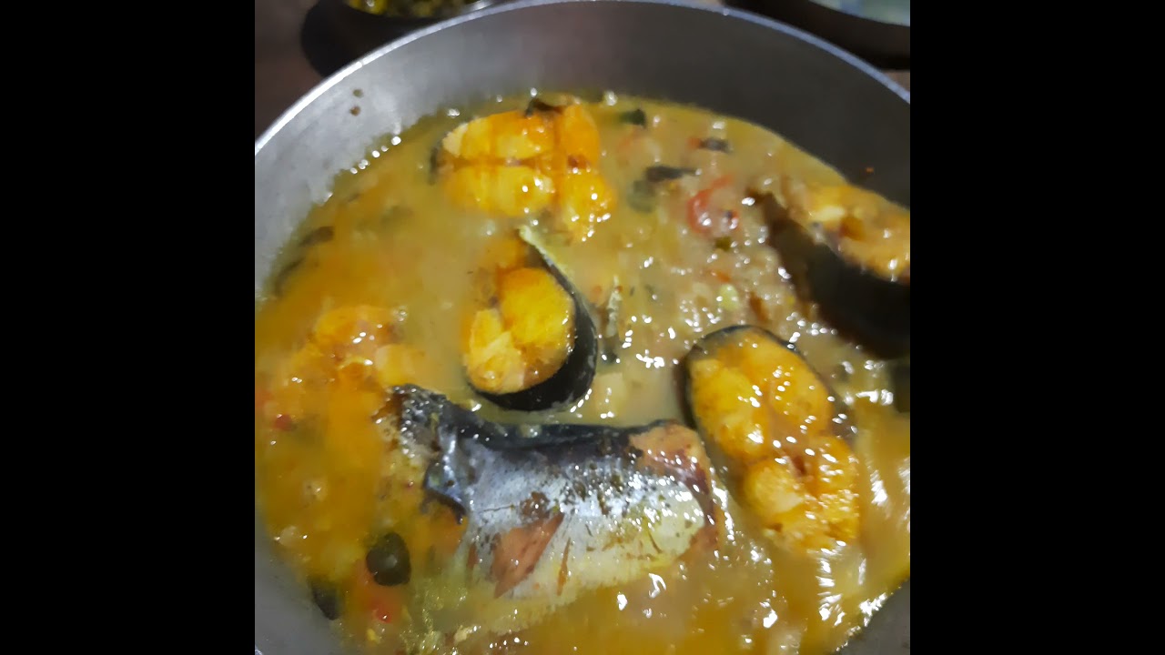 Kele🍌 fish 🐟 tomatoes🍅 chari patta with lai sakh - YouTube