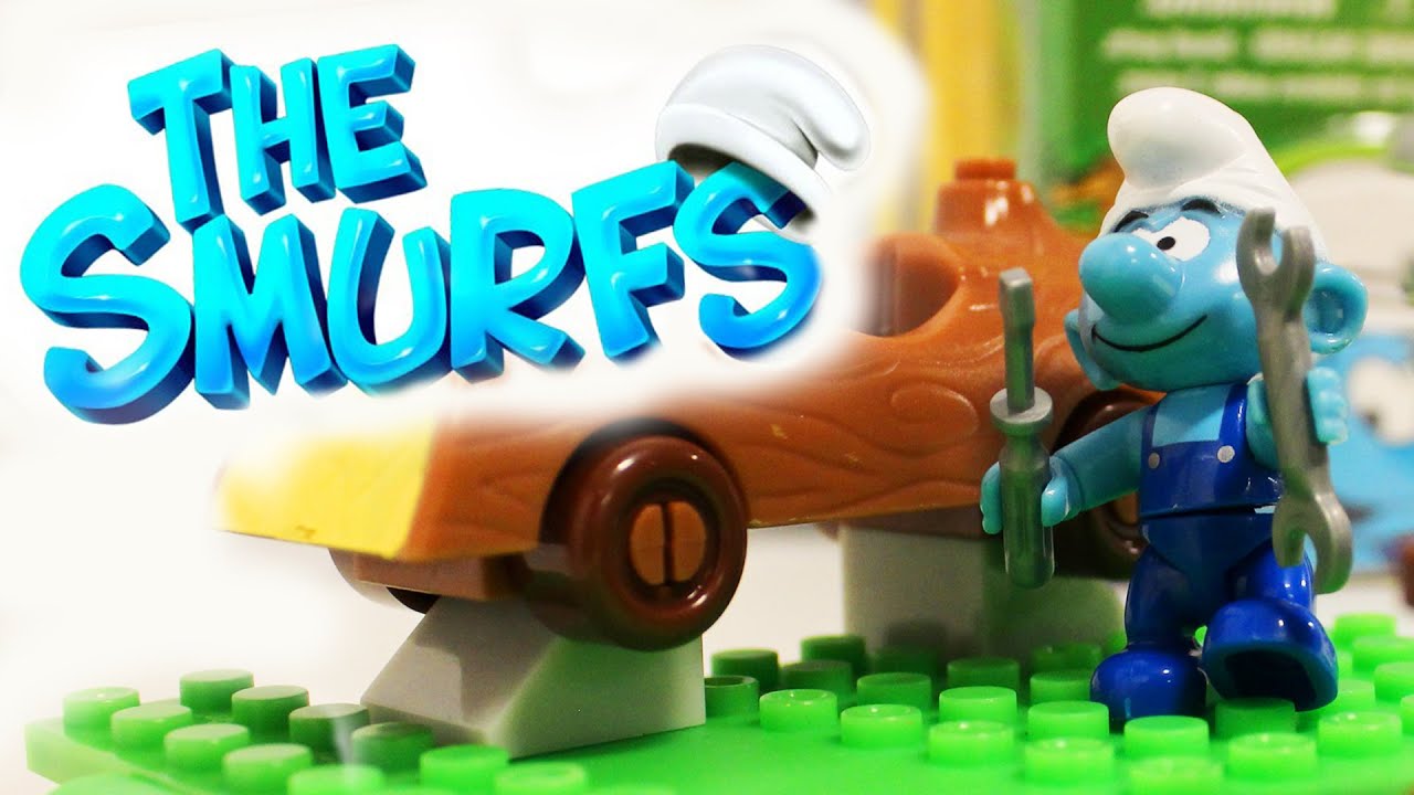 The Smurfs Handy Smurf Mega Bloks Constructor Toys - YouTube