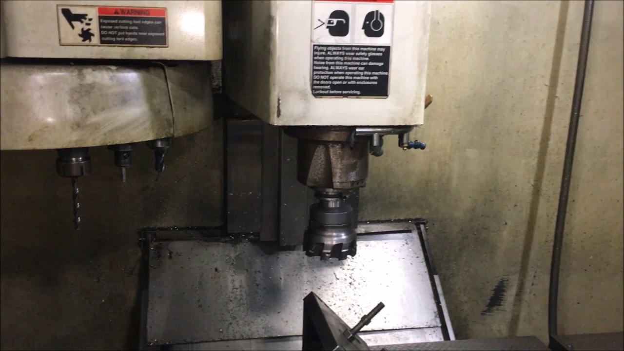 Fadal VMC 40 CNC Vertical Machining Center - YouTube