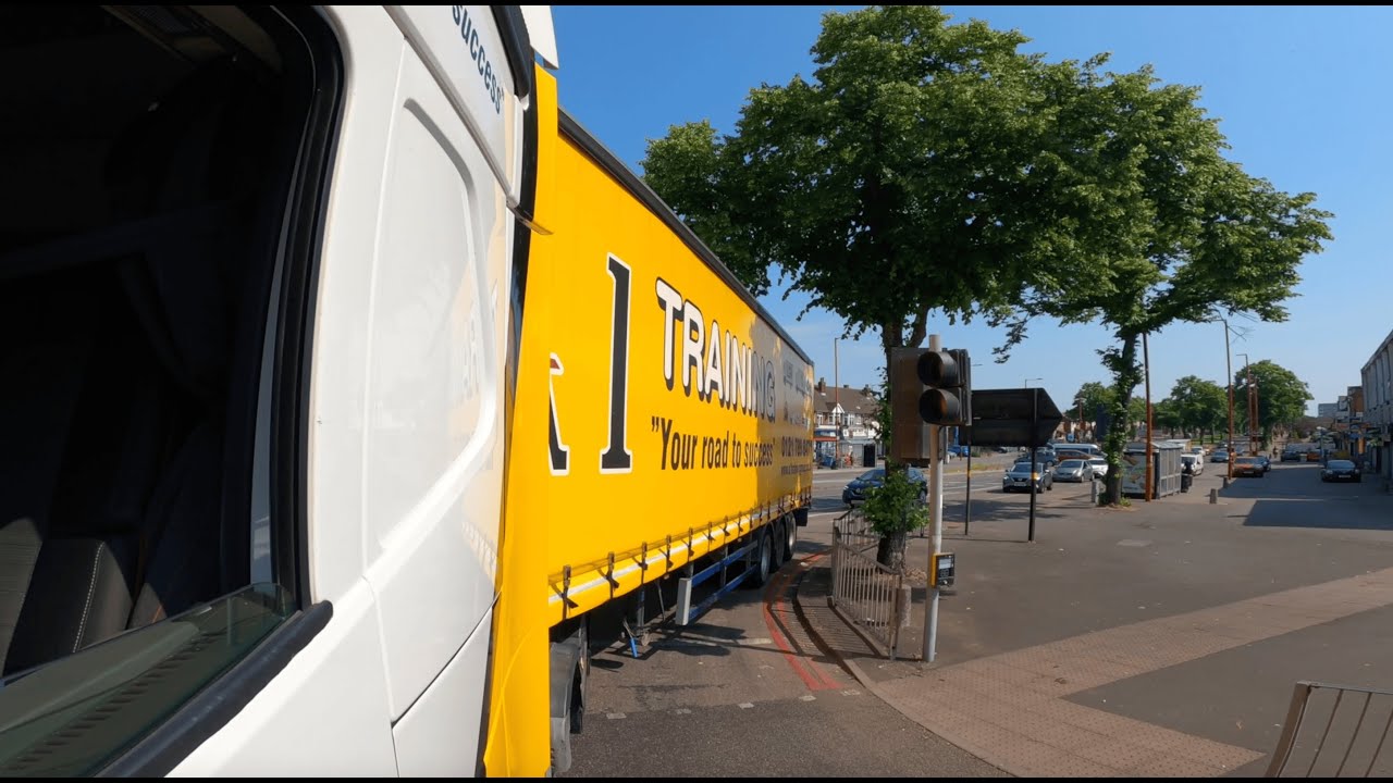 Mastering the Tight Left Turn onto Kingsbury Road - HGV Test Tips - YouTube
