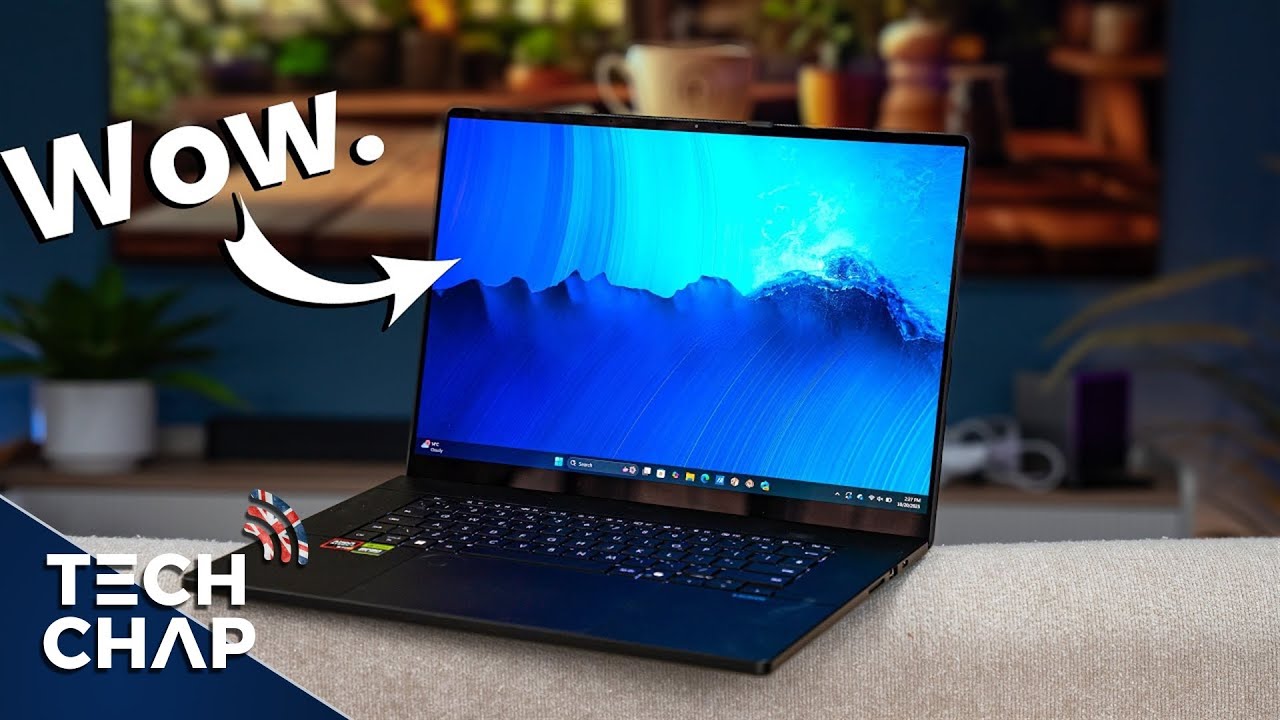 Hands Down the BEST Laptop Display… EVER! - YouTube