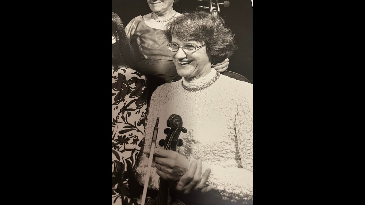 Miriam's Waltz (duet) - Amy Shapiro (for Miriam Schneider) - YouTube