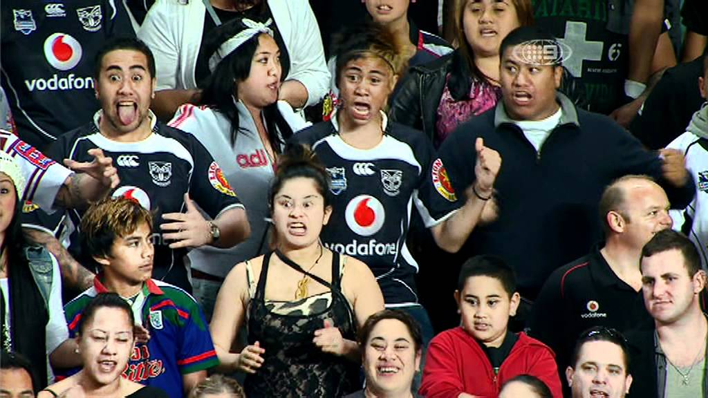 Haka at Sydney Football Stadium - Warriors vs Tigers finals Sep 2011 ...