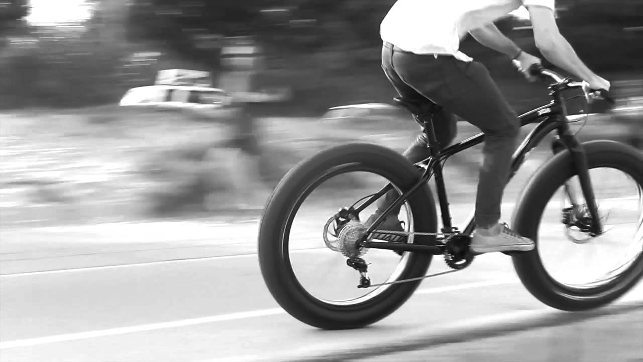 2015 Specialized Fatboy Fat Tire Bike at Cycle Smithy - YouTube