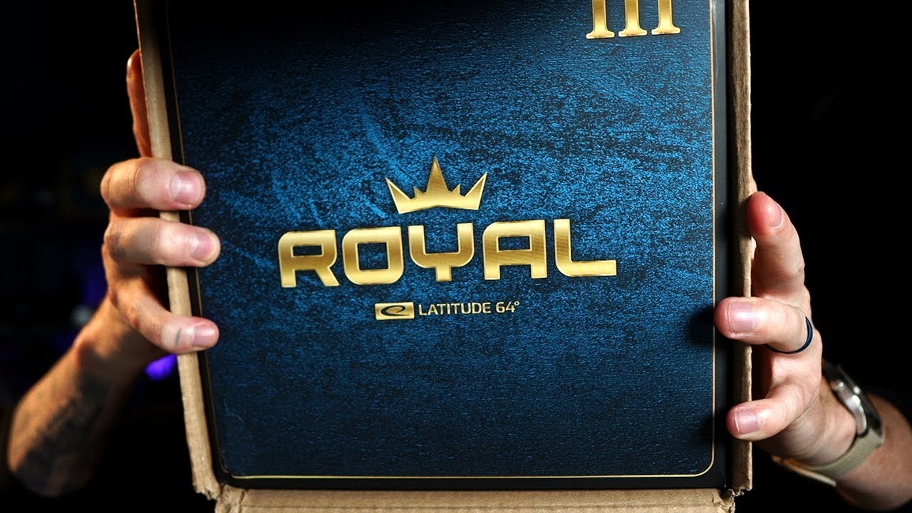 WHAT'S INSIDE the ROYAL BOX III - YouTube