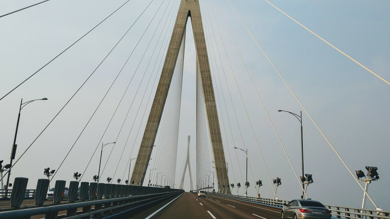 인천대교 주행영상(세계7위로긴다리)Incheon Grand Bridge 7th long bridge - YouTube