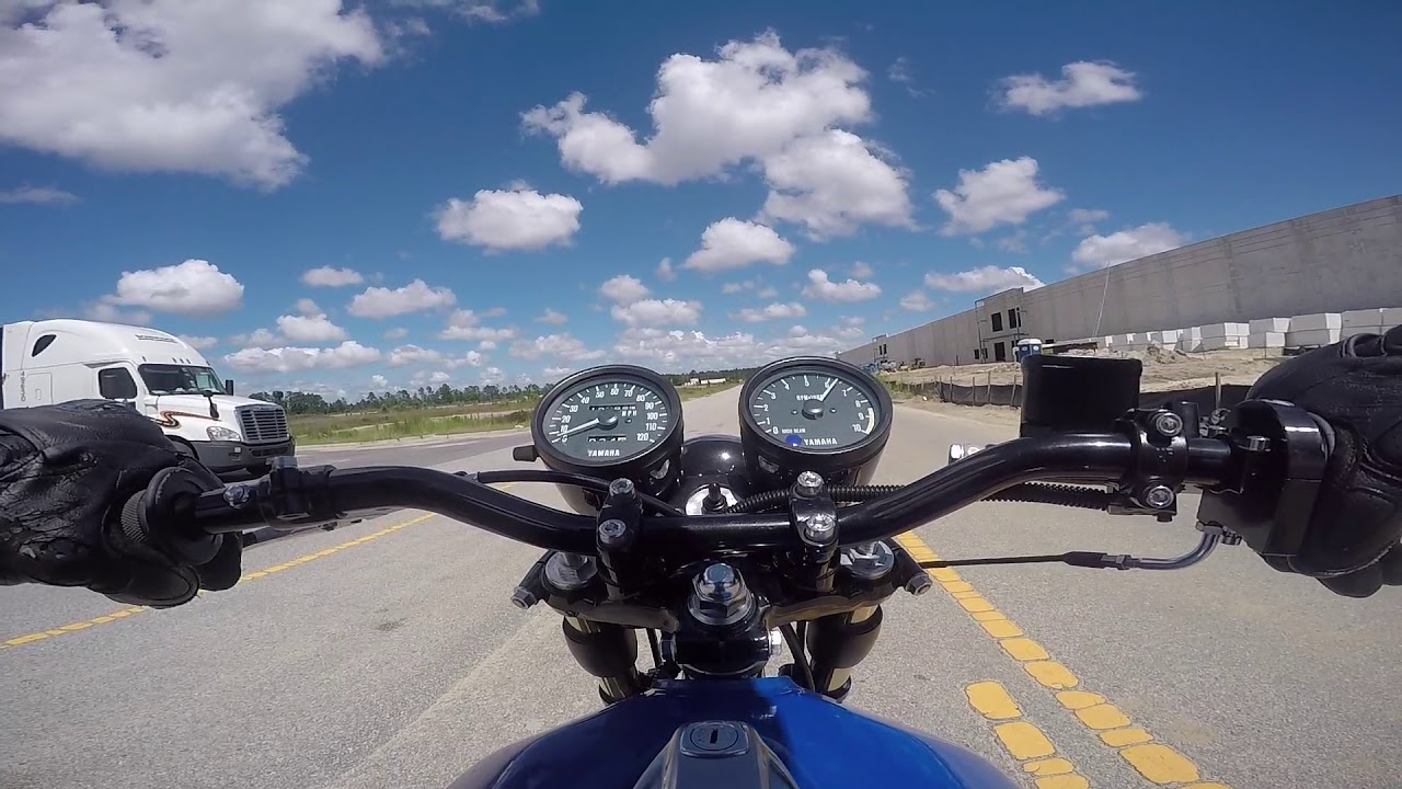 My Fully Rebuilt Yamaha RD400 - YouTube