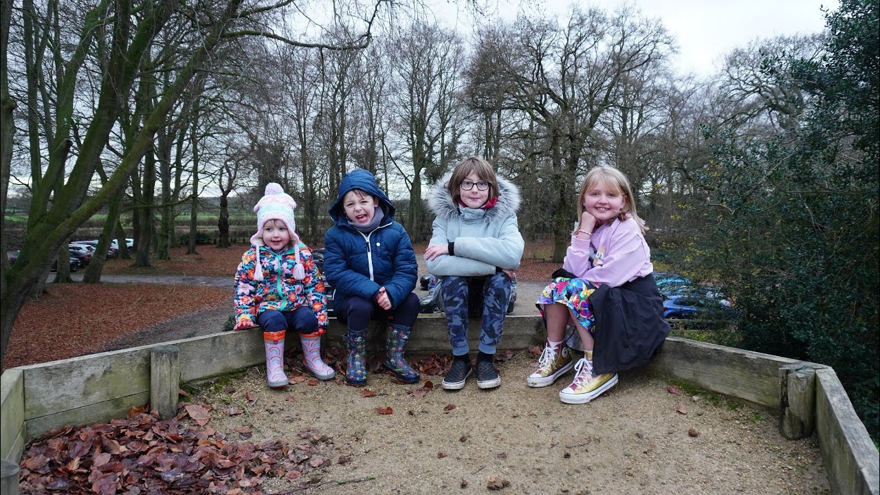 Christmas at Little Morton 2024 - YouTube