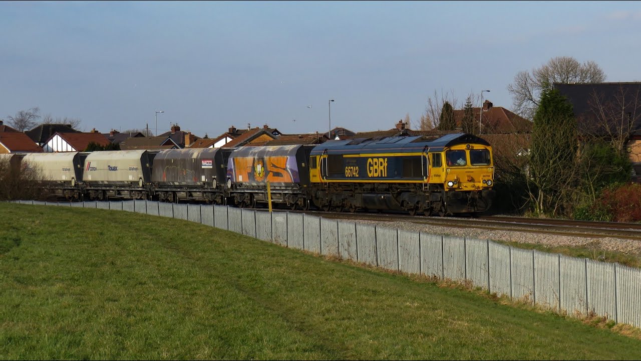 GBRf Class 66 No. 66742 on 6H56 Salford Hope Street - Peak Forest ...