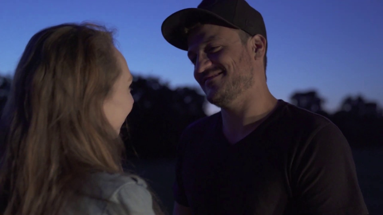 Jaxen Spurs - That Smile (Official Video) - YouTube