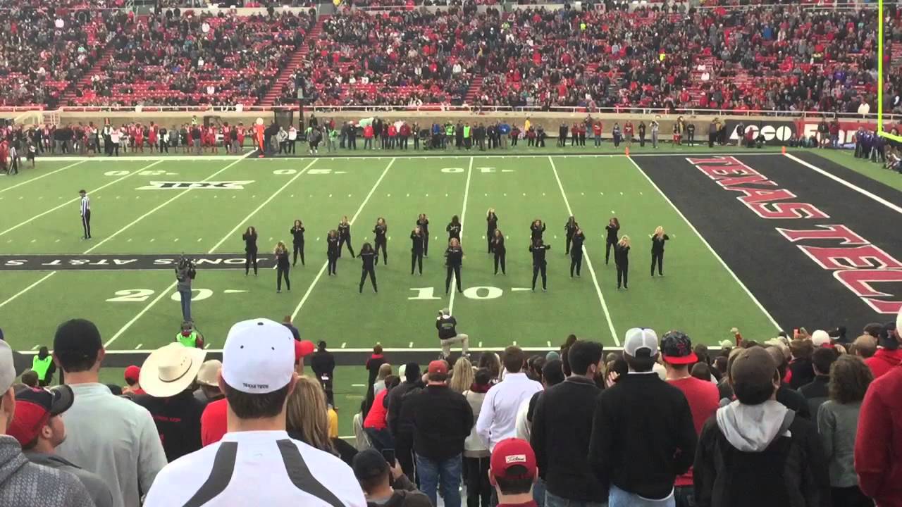 Texas Tech Pom Squad 3rd quarter performance at TTU vs KSU game - YouTube