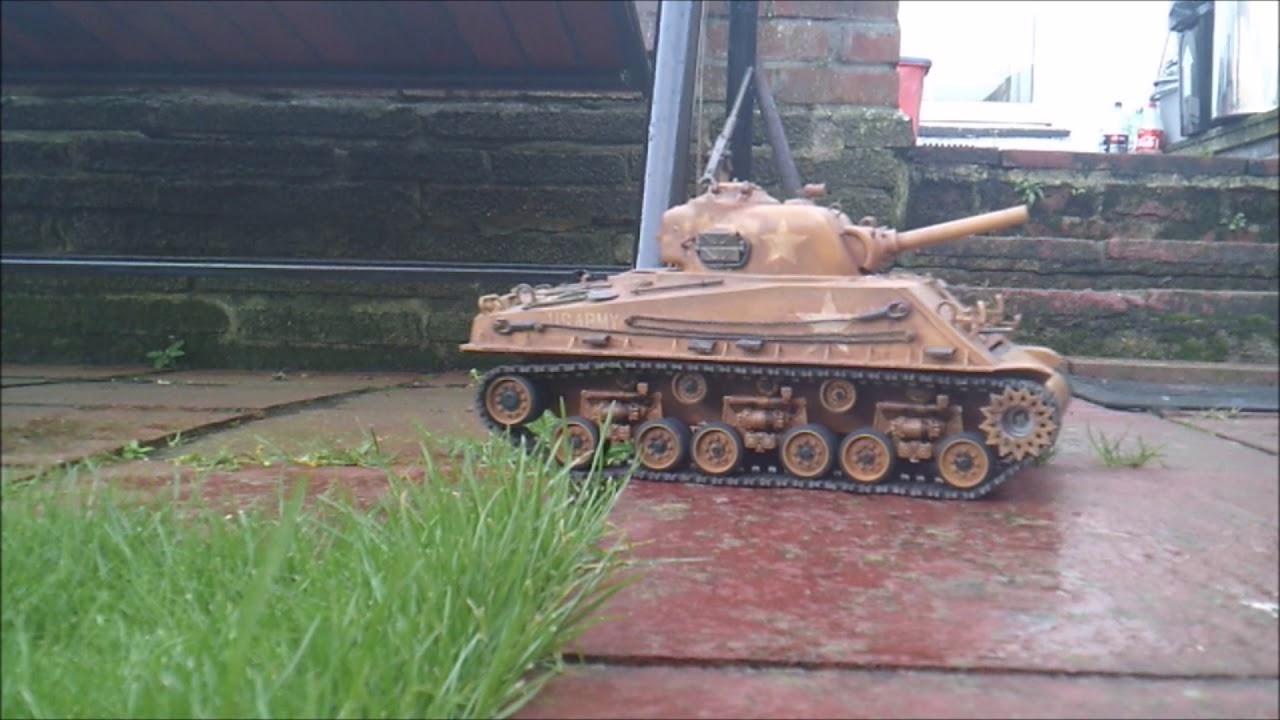 Tamiya 56001 M4 Sherman Tank - YouTube