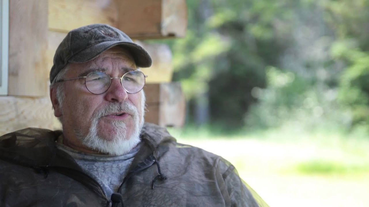 Wildlife photographer Mark Picard - YouTube