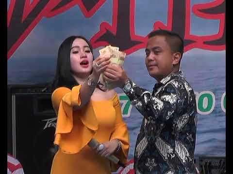 El - ZAHRA  KERAMAT JATI / SELIMUT BIRU