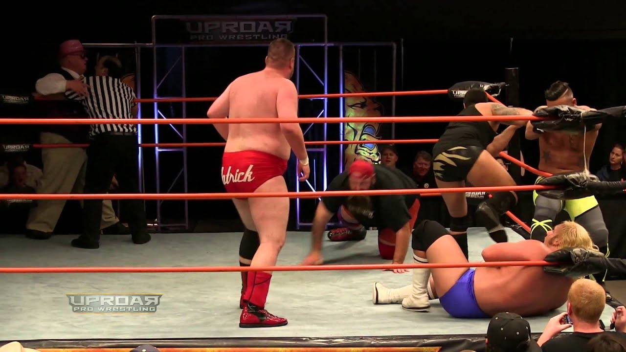 Michael Patrick vs. Leo Brien (FULL MATCH) Uproar Pro Wrestling - YouTube