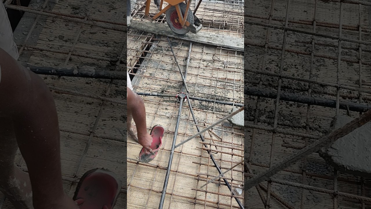 See what happened during RCC roof concrete casting - YouTube