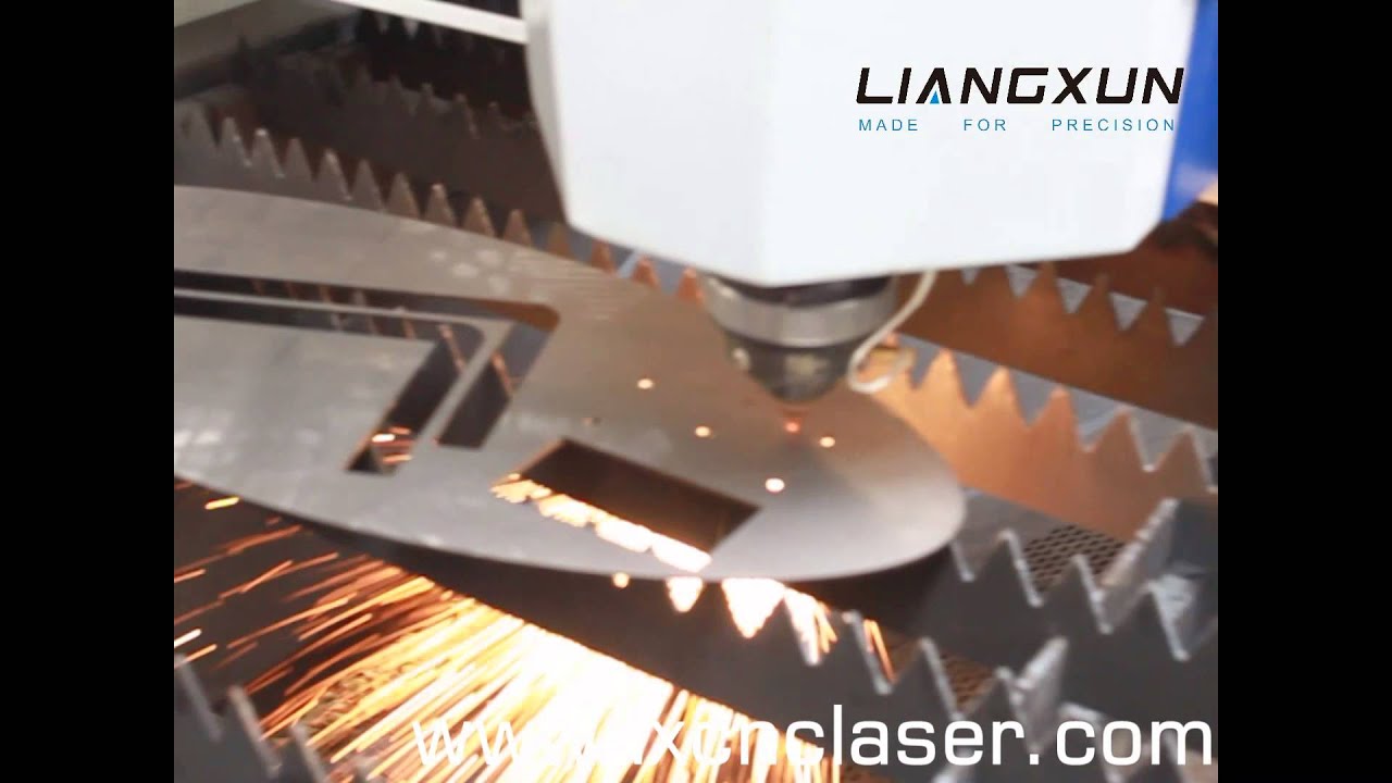 750W 2mm Stainless Steel Fiber Laser Cutter - YouTube