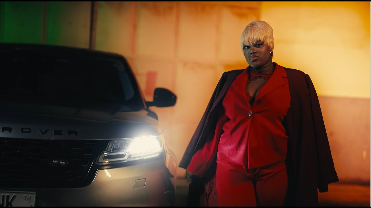 D Freezy_Big Size Clip officiel - YouTube