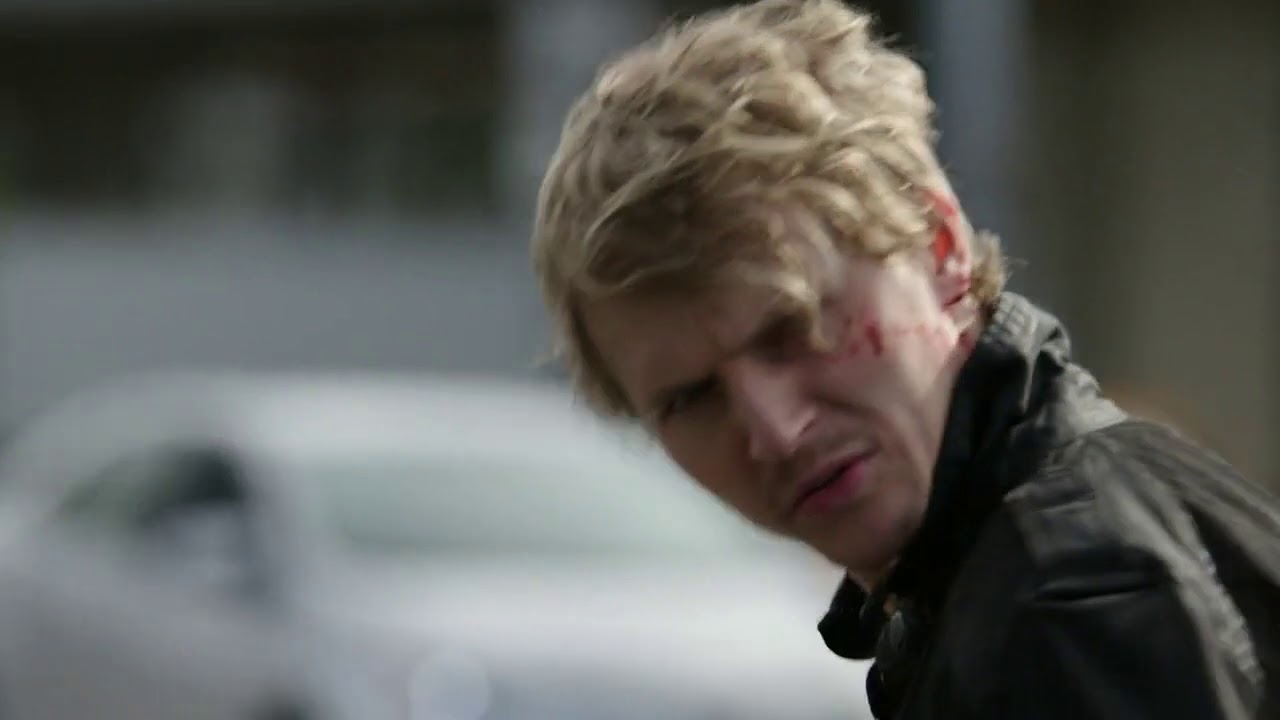 the flash face off the clyde mardon - YouTube