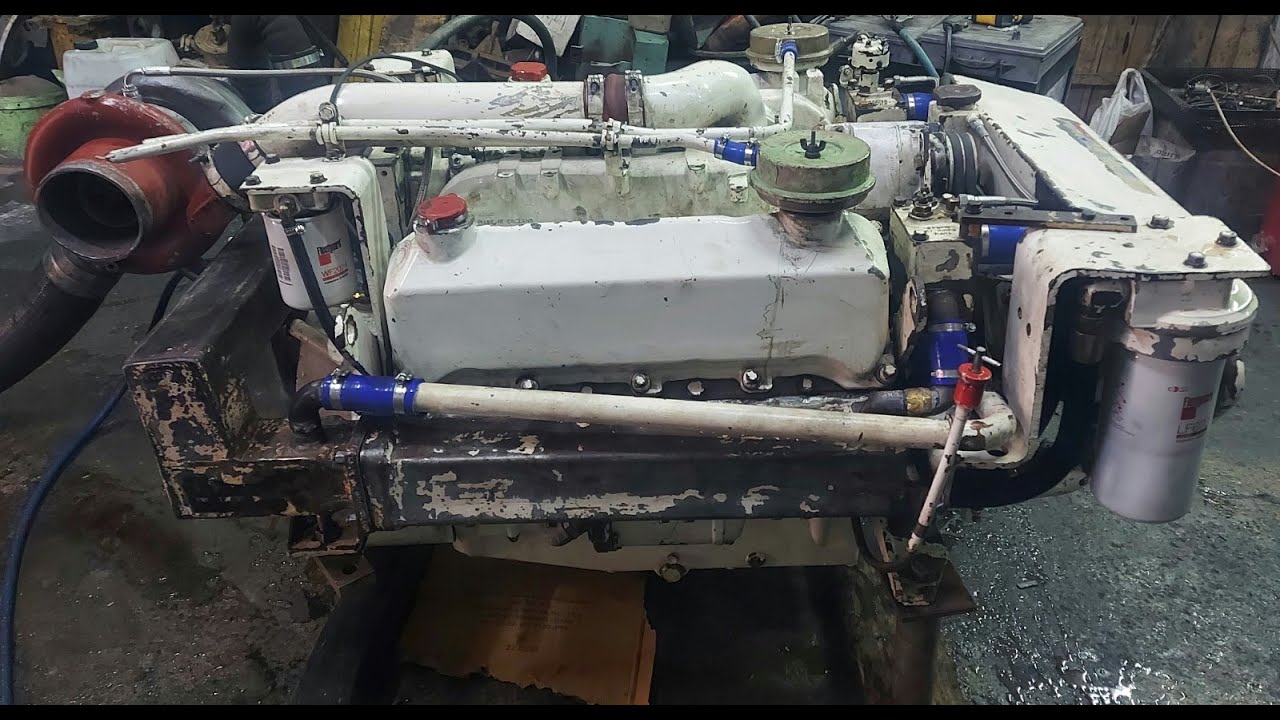 Cummins VT555 Marine - YouTube