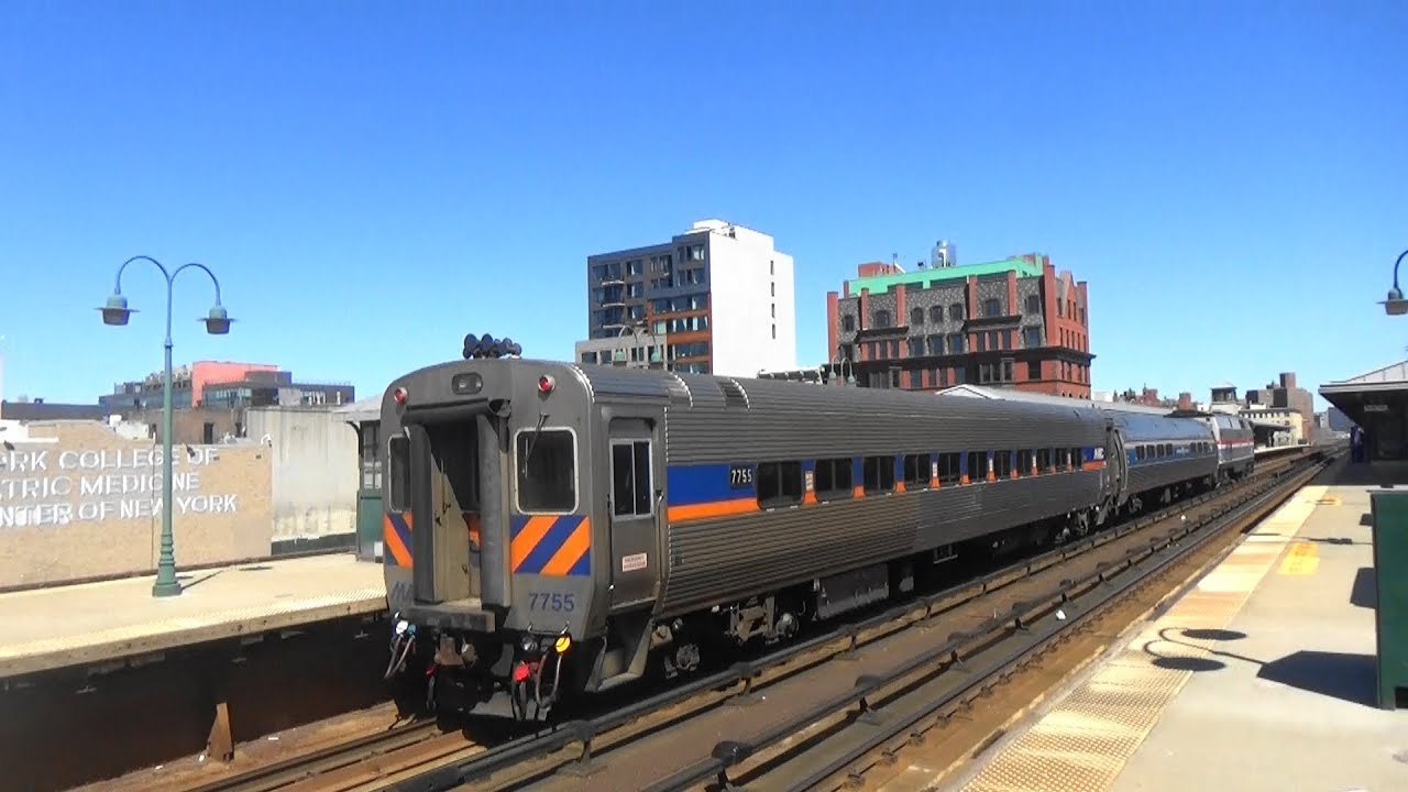 Amtrak Test Train with a MARC Cab Car at 97 St Portal & Harlem - 125th ...