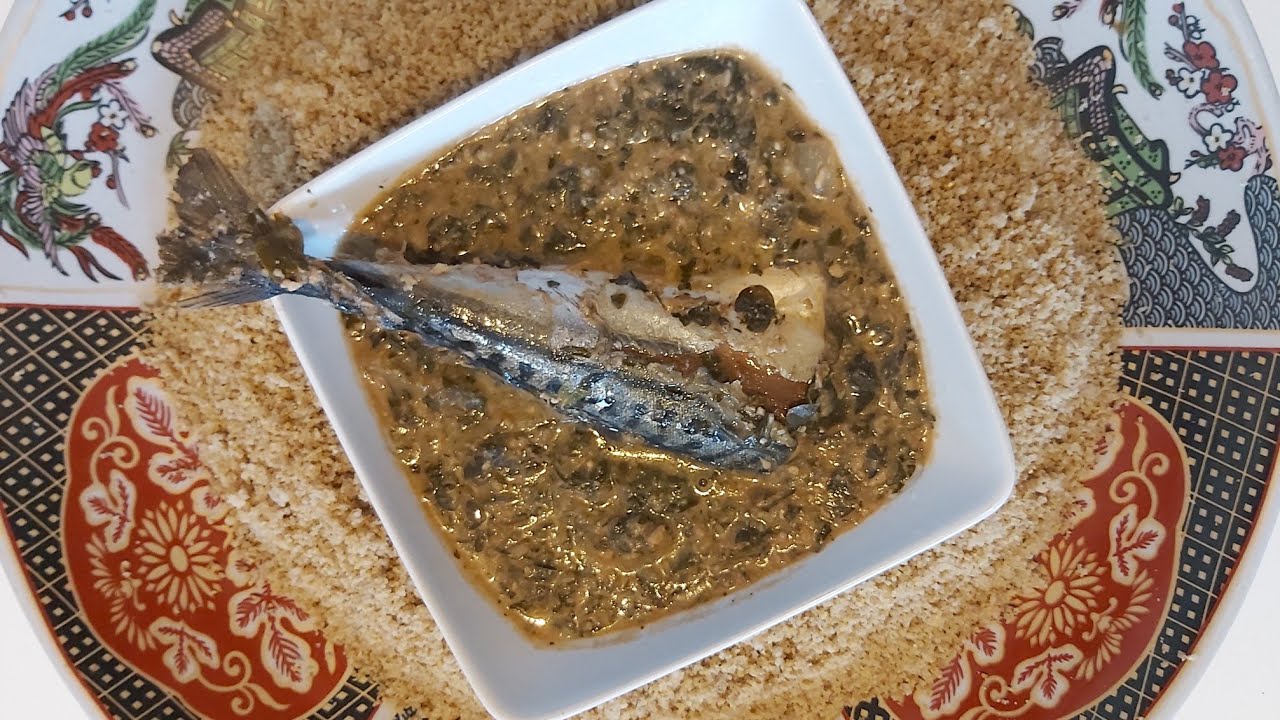 Tiéré mboum ( couscous feuilles moringa) - YouTube