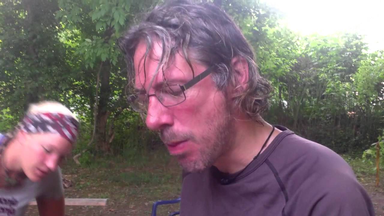 A Proper English Man Eats Hot Pockets - YouTube