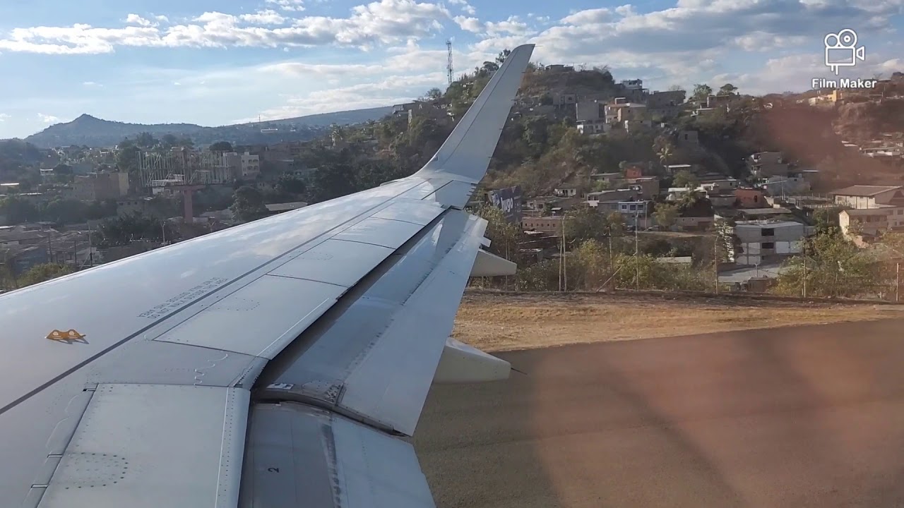 Toncontin takeoff runway 20 - YouTube