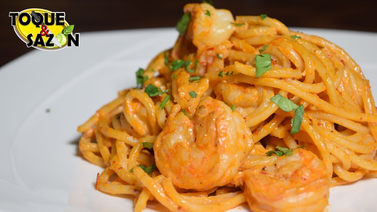 Espagueti con camarones en crema de chipotle (Toque y Sazón) - YouTube