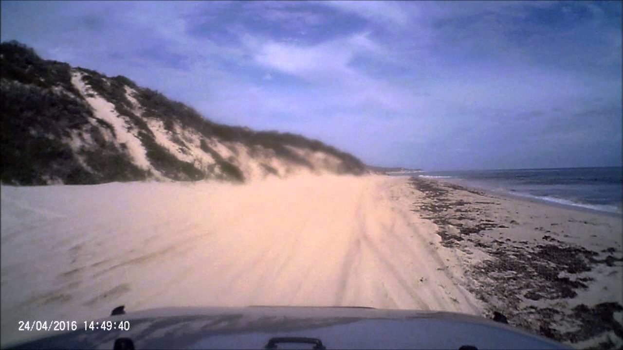4x4 Wilbinga Beach - YouTube