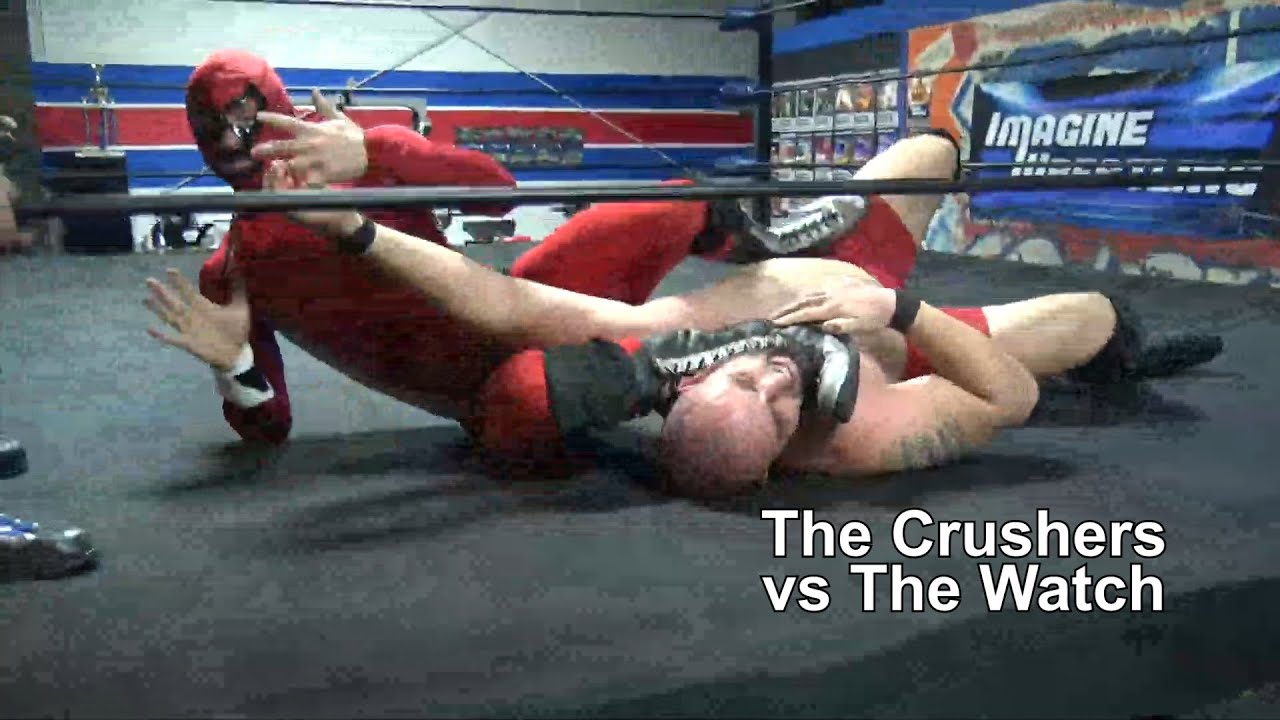 The Watch vs The Crushers Free Wrestling Match - YouTube