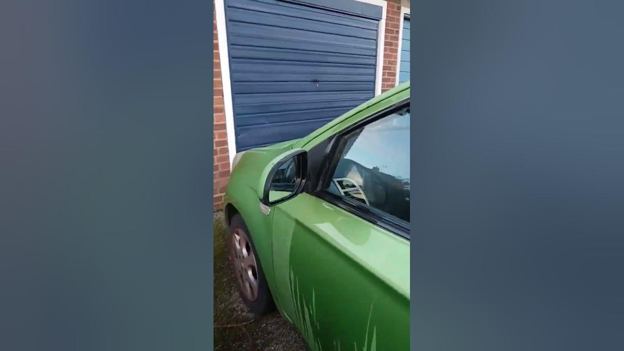 Fast And Easy Way To Defrost Car Ice Melted In Seconds YouTube fast-and-easy-way-to-defrost-car-ice-melted-in-seconds-youtube