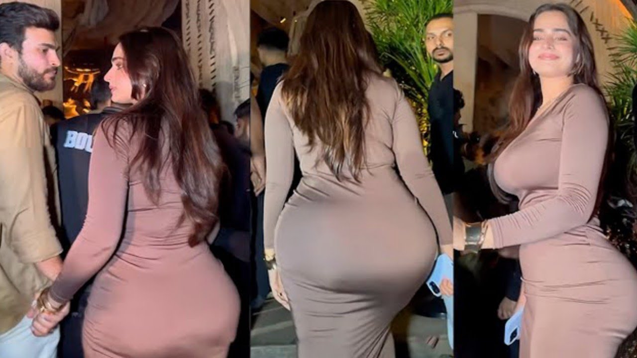 Ayesha Khan Hot sexy figure🔥Tight Bodycon Outfit Flaunting her Curves with Bfafter Late Night ...