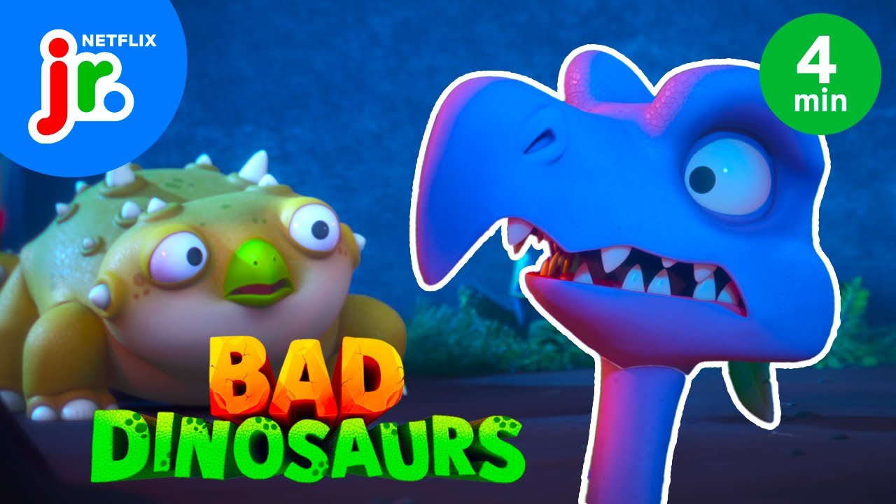 UNA NOTTE DA DINOSAURI 🦖🌙 Bad Dinosaurs | Netflix Junior Italia - YouTube