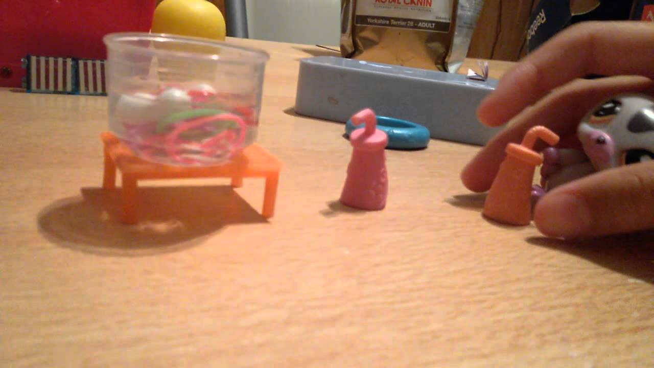 LPS: Cocinando con Laura - YouTube