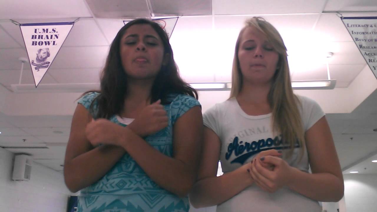 Me and my broken heart (Sign Language 2) - YouTube