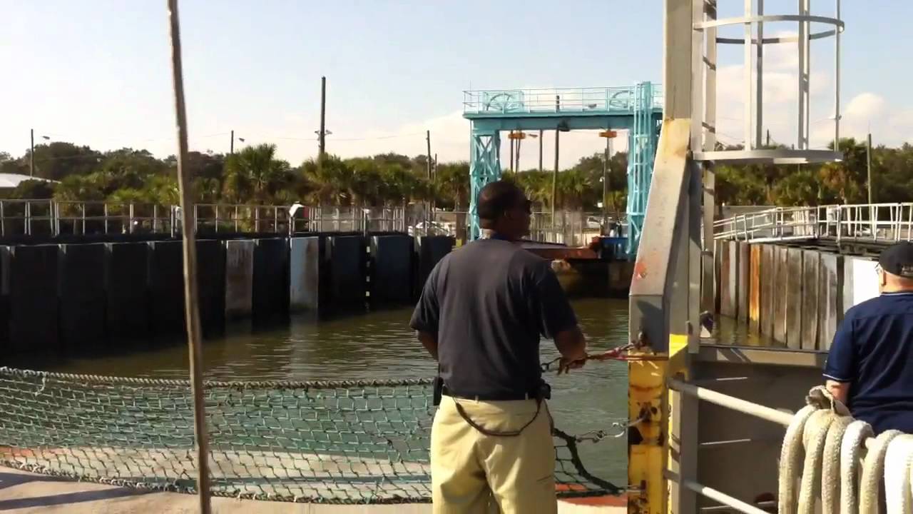 St. Johns River Ferry Mayport - YouTube
