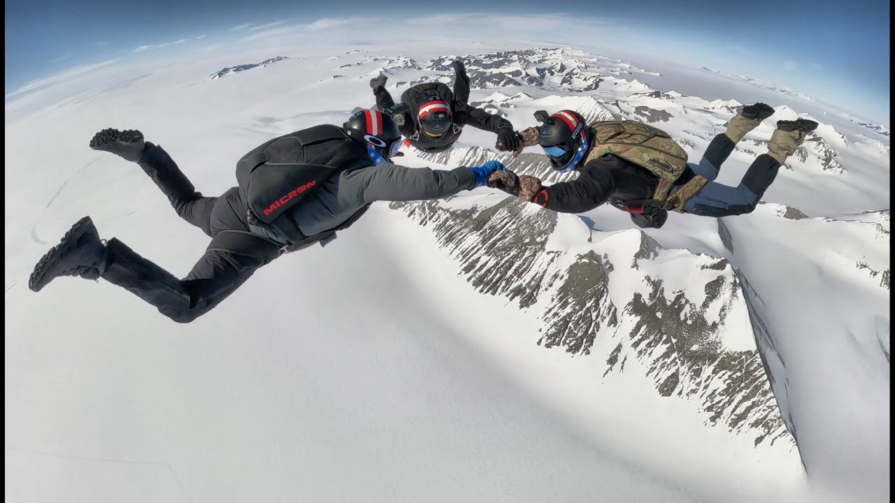 Skydiving over Antartica - A day in the life at Union Glacier Camp ...