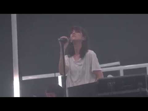 Charlotte Gainsbourg @ La Philharmonie de Paris 09/07/2019 "Deadly ...