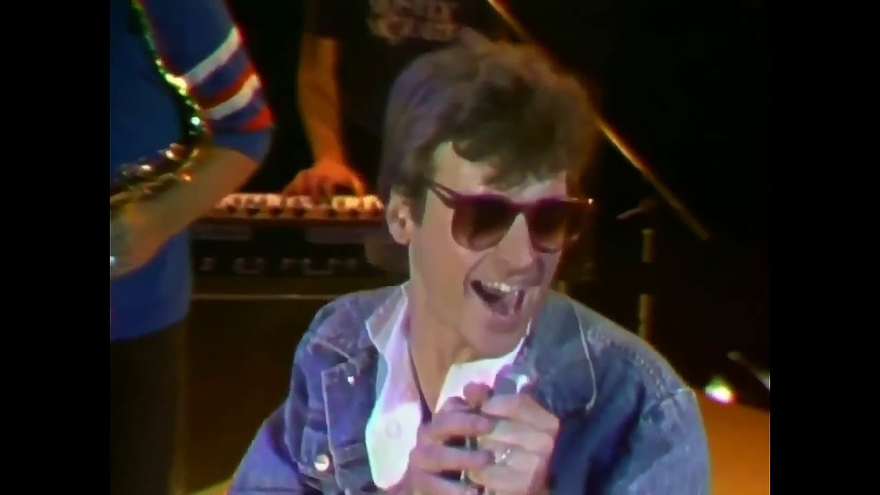 Moving Pictures - Never (1984) - YouTube