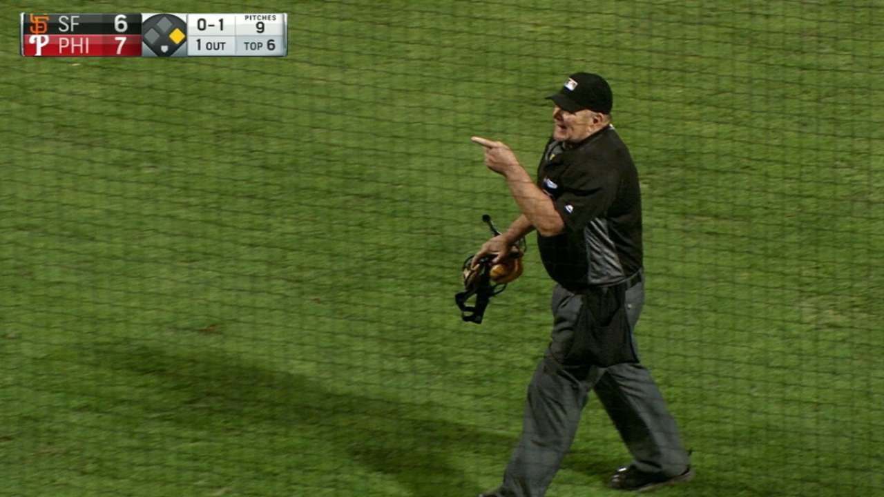 SF@PHI: Home-plate umpire ejects a fan in the 6th - YouTube