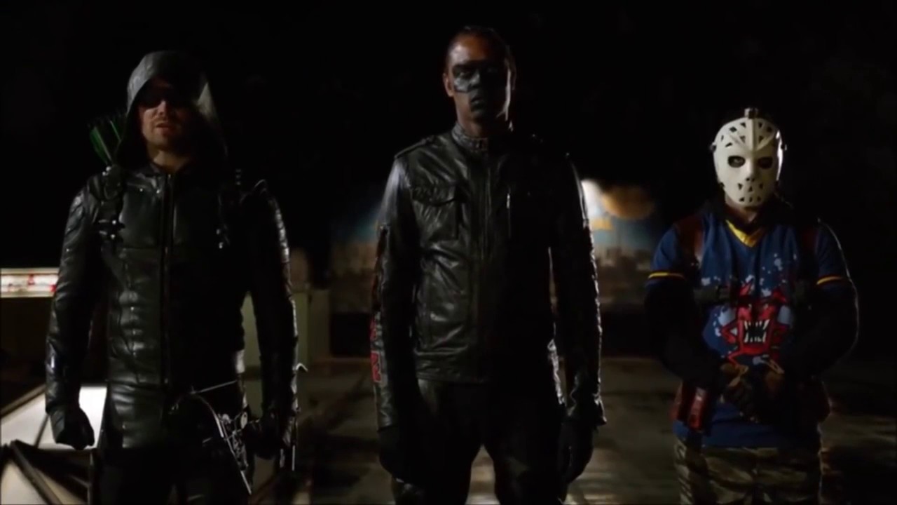 Arrow 5x11 Oliver Team Arrow meets Tina Boland - YouTube