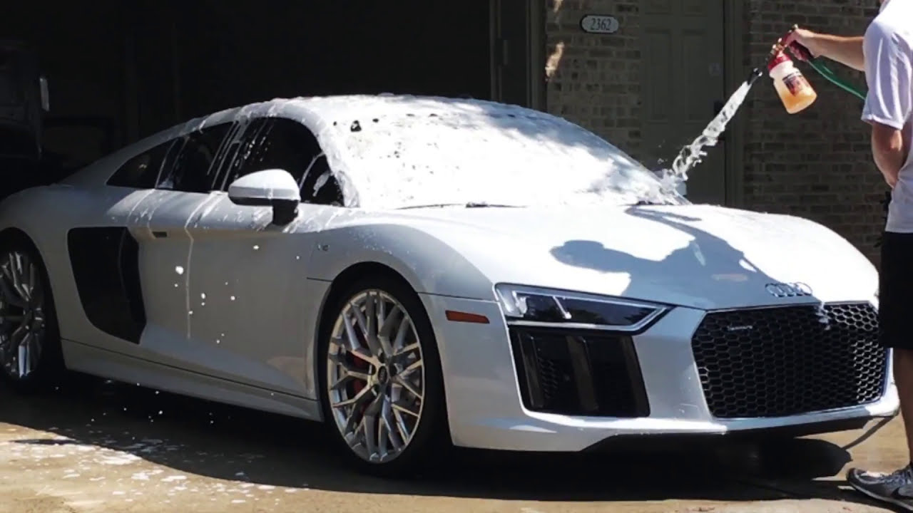 Audi R8 Wash - YouTube