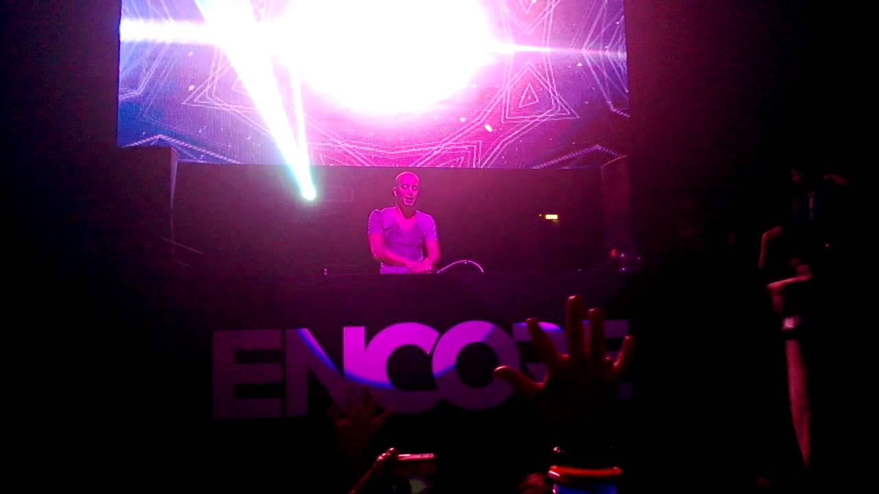 Headhunterz Soundwave EDMonton Afterparty - Colors - YouTube