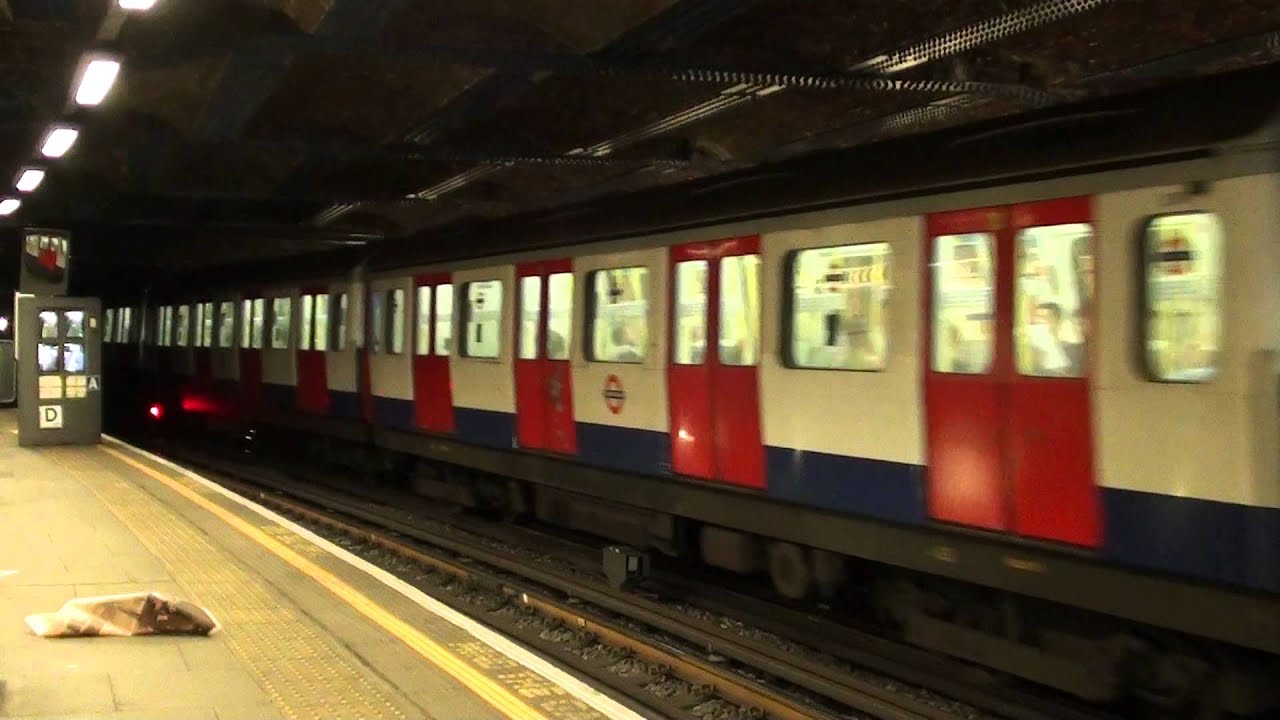 (HD) An eastbound H&C Line C Stock train arrives at Bow Road - YouTube